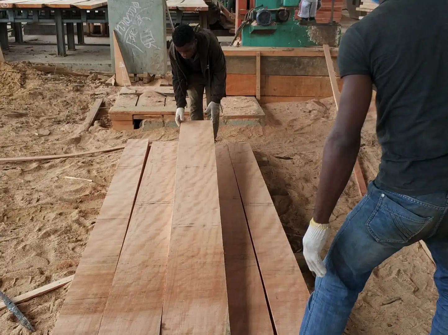 African Hardwood - Gabon Okoume Kd Lumber for Sale