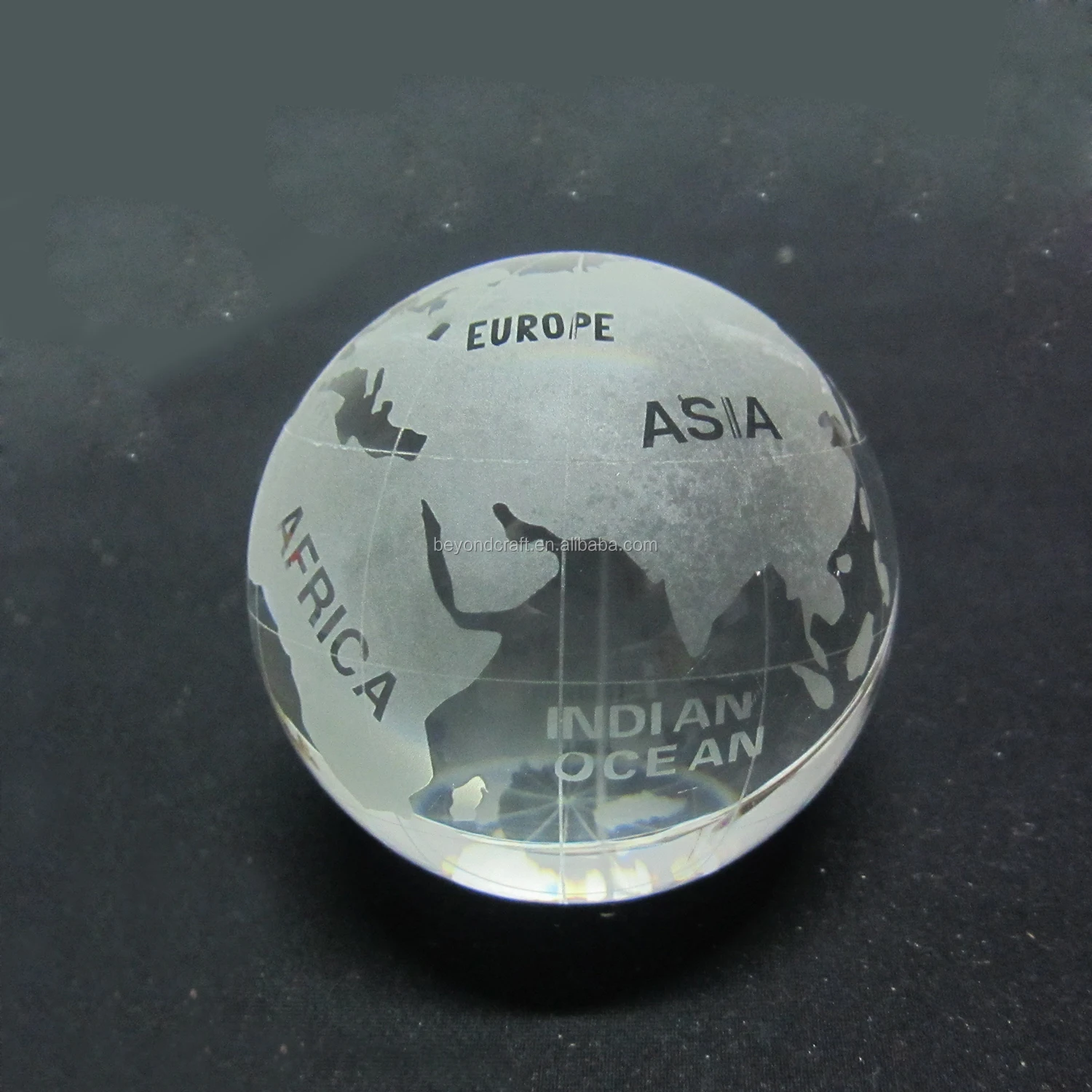 Small Crystal Globe With Base Wedding Glass Earth World Map Sphere ...