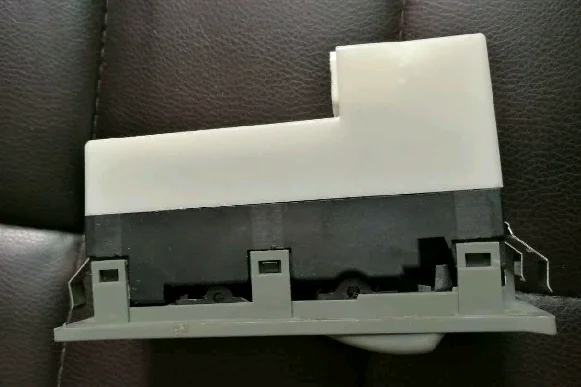 Auto Electric Power Window Switch Oem Mk420547 - Buy Power Window ...