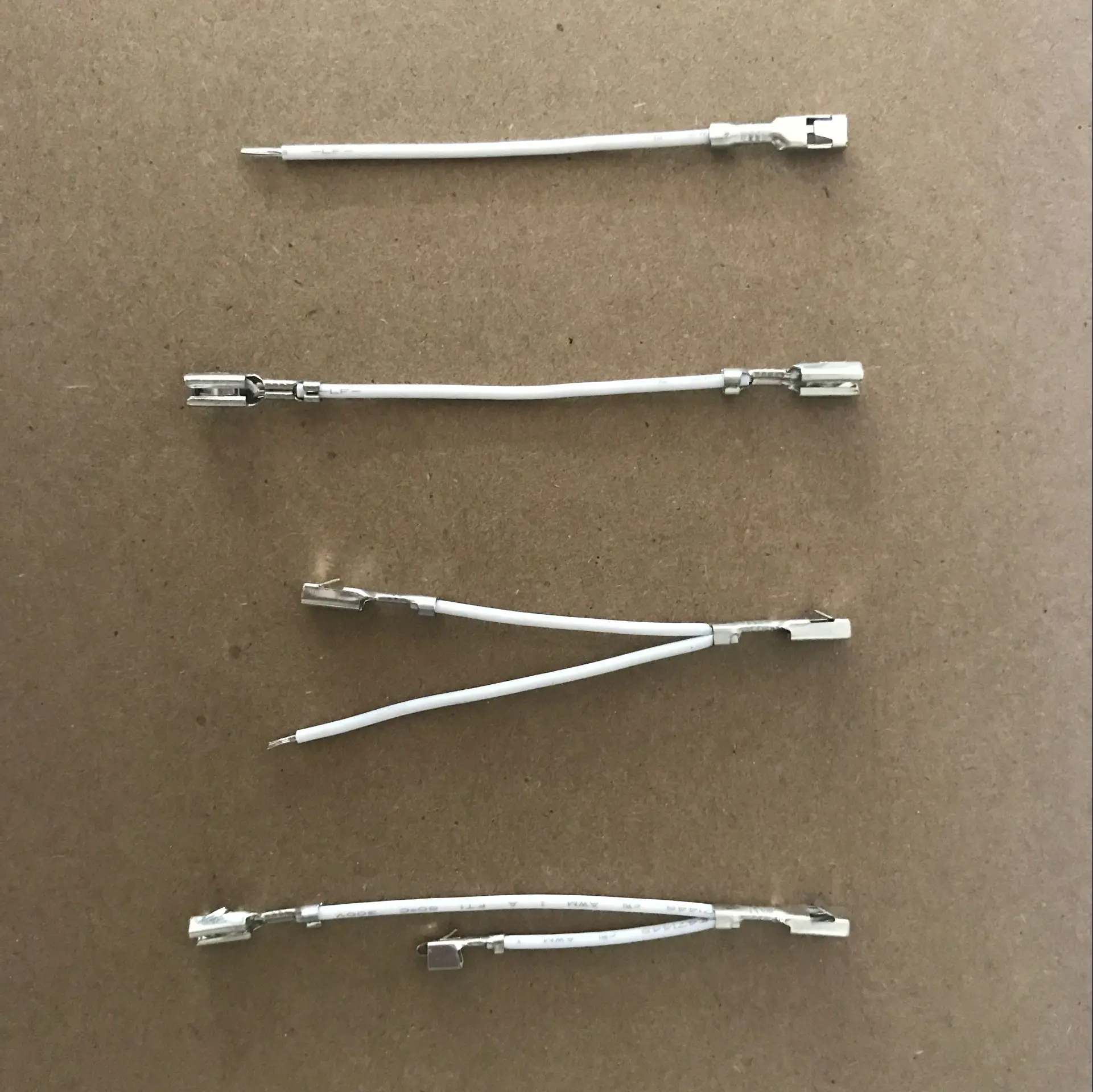 IDC Connector Piercing Crimping Machine - Precision & Efficiency