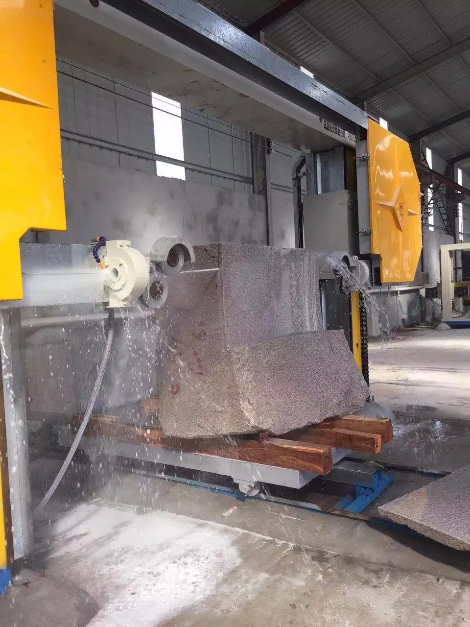 Xianda Cnc-2500 Diamond Wire Saw Granite Marble Stone Cutting Machine ...