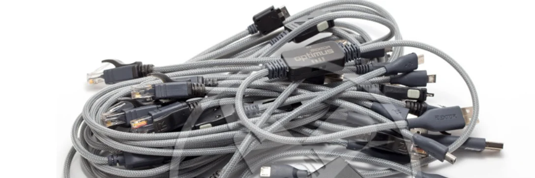 Octoplus Pro Box Complete Plus with 19 Cables – Essential Repair Parts ...