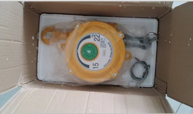 BALANCÍN DE CARGA RETRÁCTIL 15 – 22 Kg Longitud de cable: 2.8 mts ...