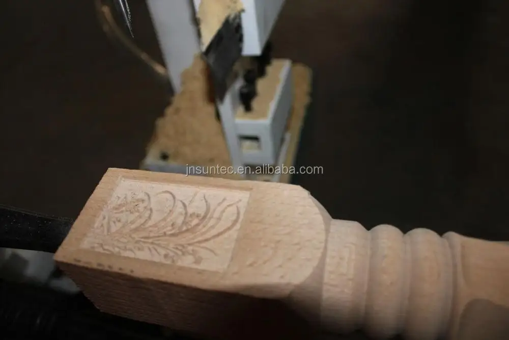 Fast Speed Automatic Feeding CNC Wood Lathe for Columns