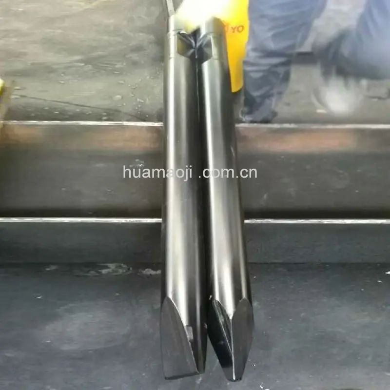 Hydraulic Breaker Hammer Blunt/wedge Chisel Daemo Dmb2200 - Buy Daemo ...