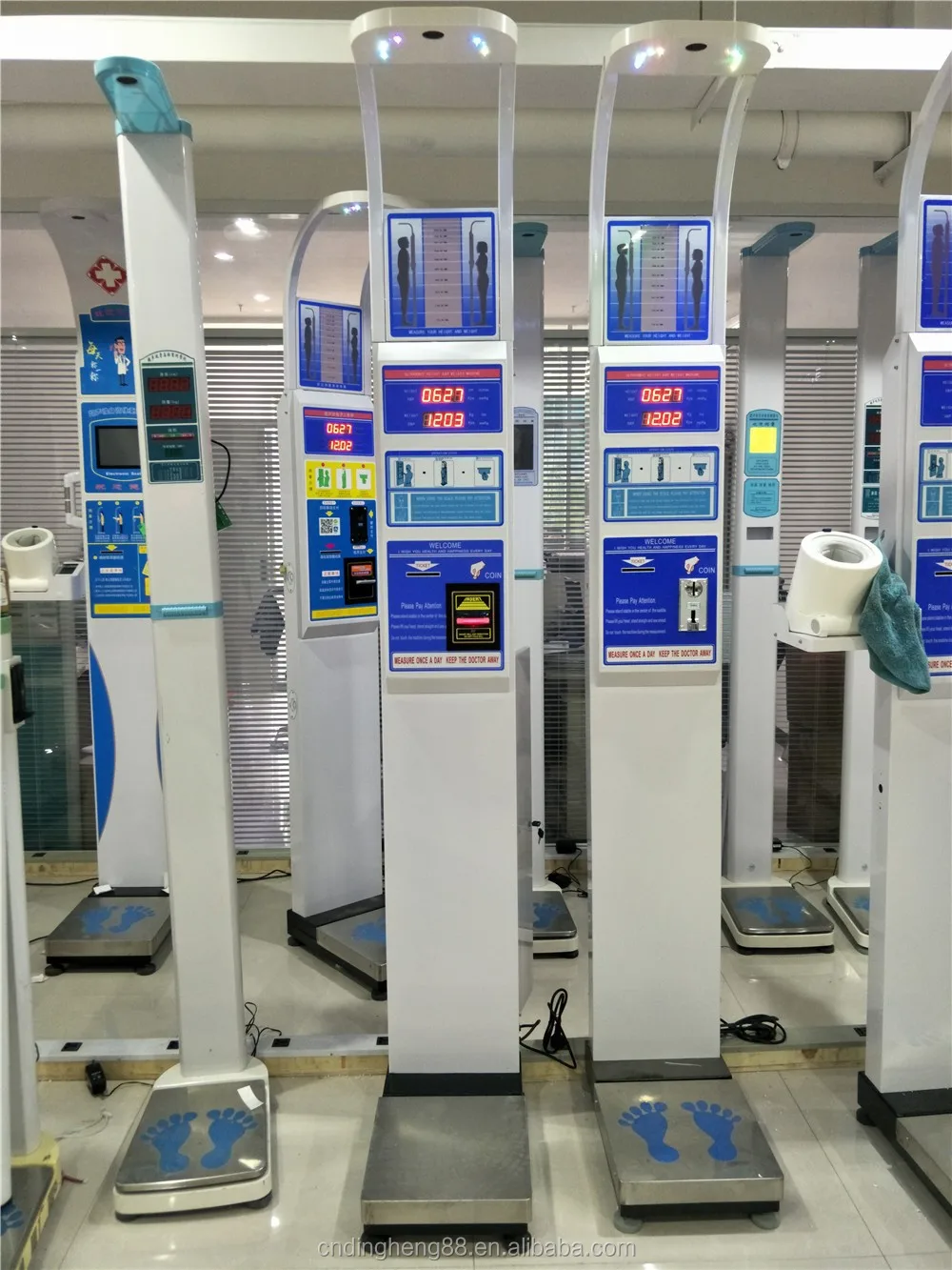 Dhm-15 Ultrasonic Coin Operated Bmi Height Weight Machine With Thermal ...