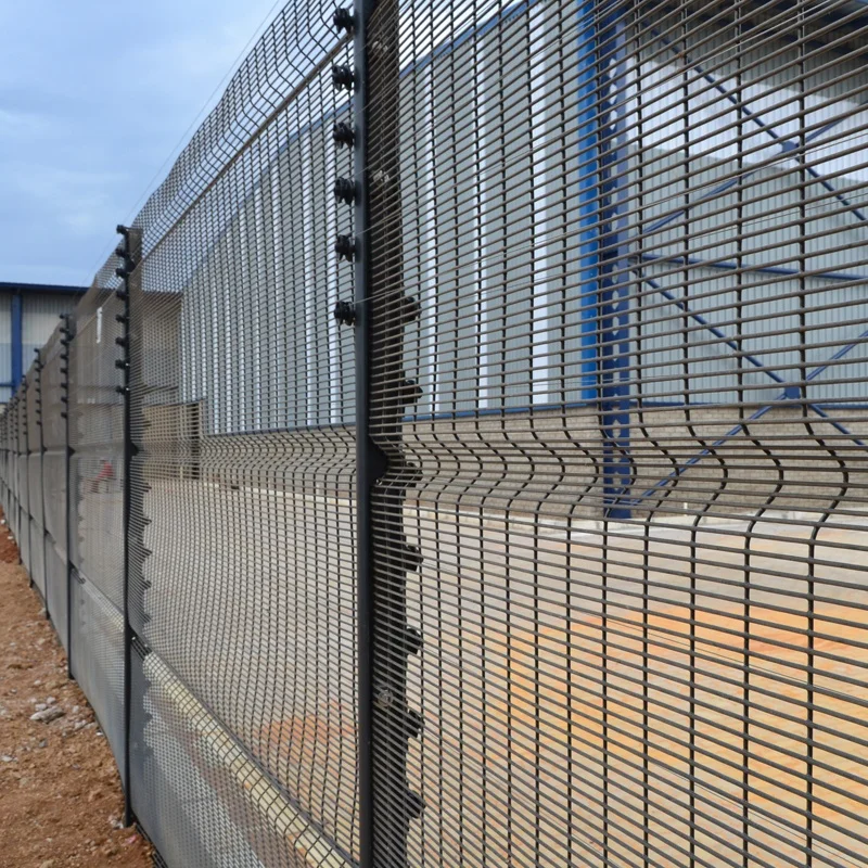 Chink Link Wire Cyclone Mesh Fence System - Buy Chink Link Fence ...
