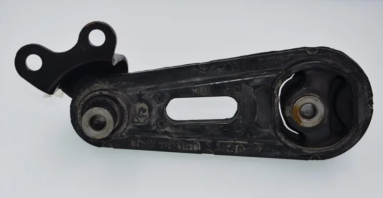 Oem Quality Genuine Motor Parts Engine Mount For D651-39-040,Dg81-39 ...