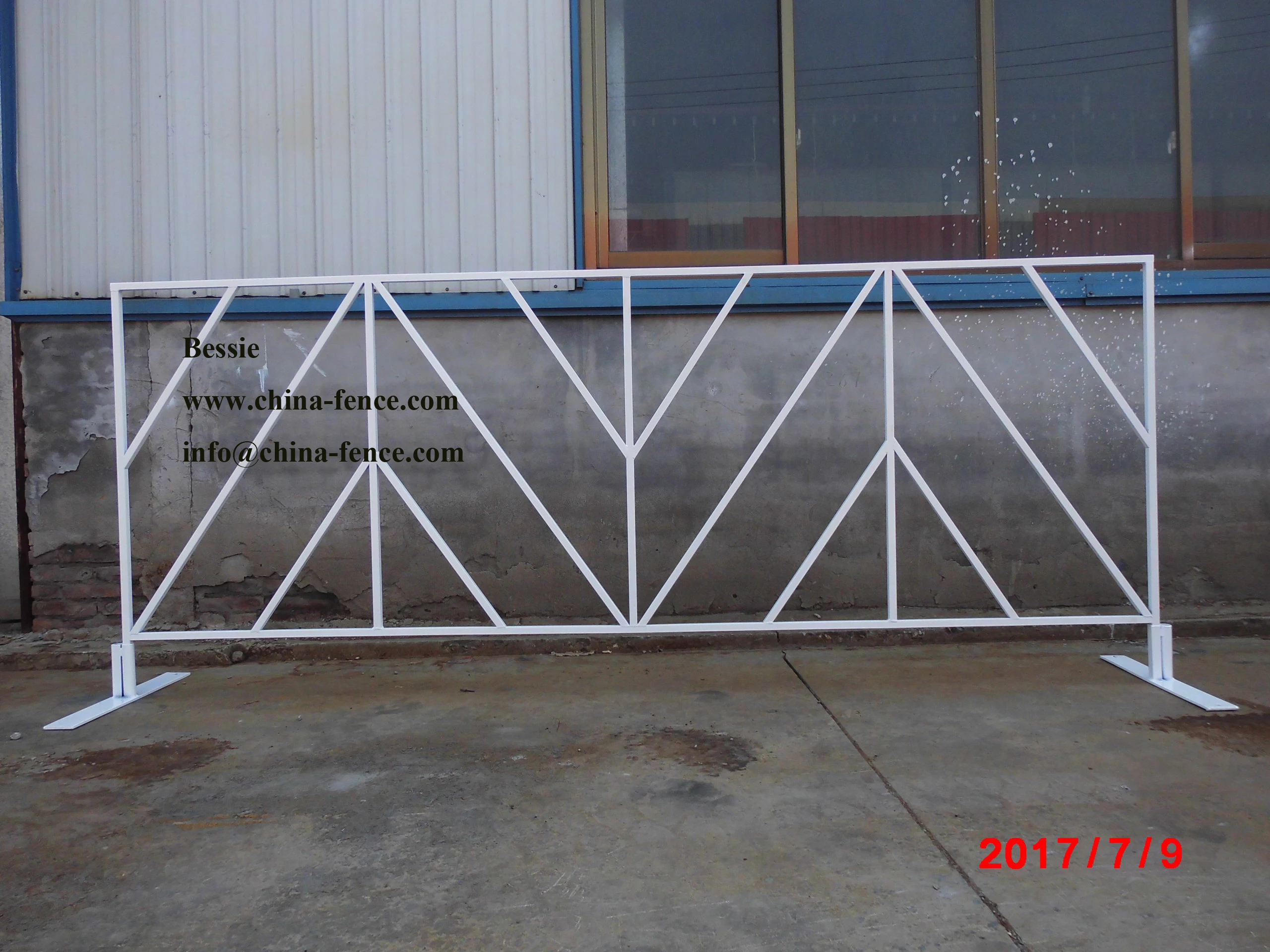 Traffic White Triathlon Portable Event Sport Barricade Fence