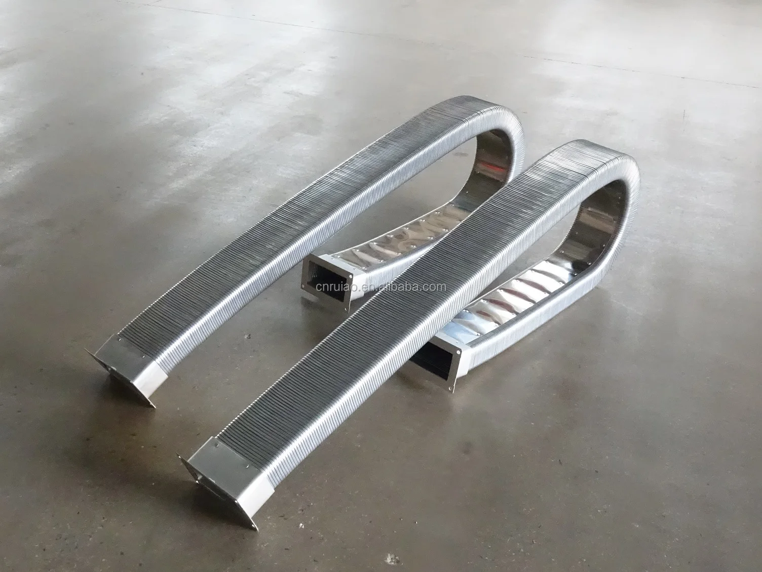 RUIAO Flexible Conduit Bridge - Durable Metal Drag Chain