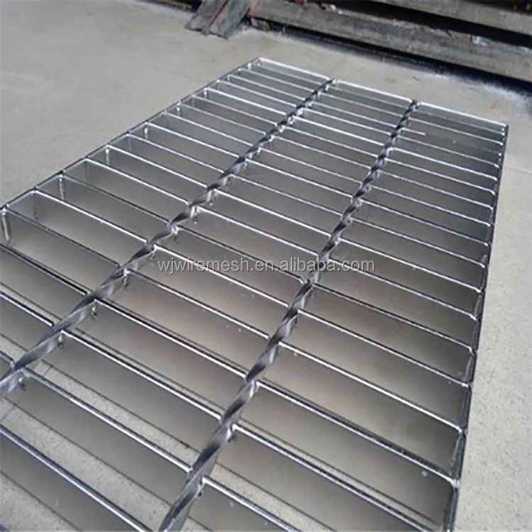 PUB Gal Vehicular Grating for Entrance Culvert - Durable & Versatile