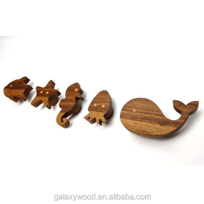 Custom Walnut Animal Shape Hanging Wooden Coat Hooks For Decoration ...