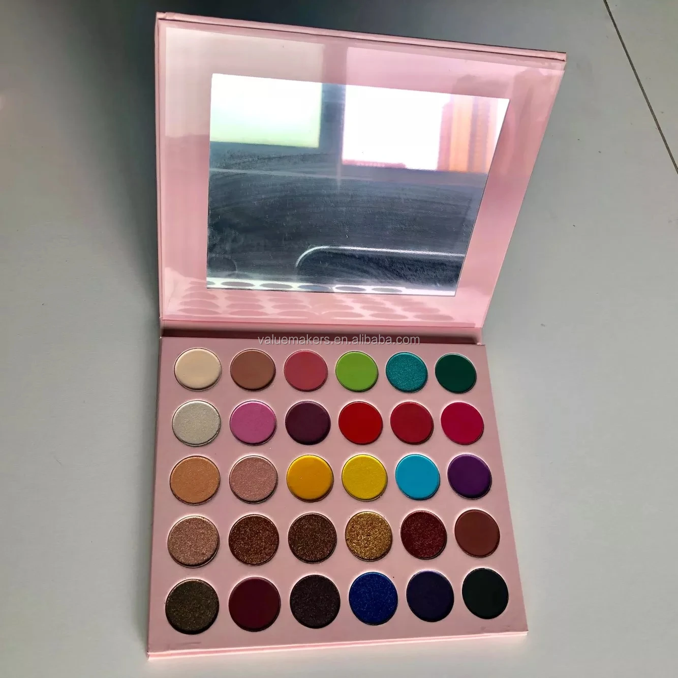 30 Colors Bright Pink Natural Eyeshadow Palette High Pigmented Cruelty ...