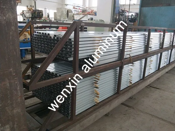 Triangular Aluminium Tube - Buy Triangular In Shape Aluminum Tube ...