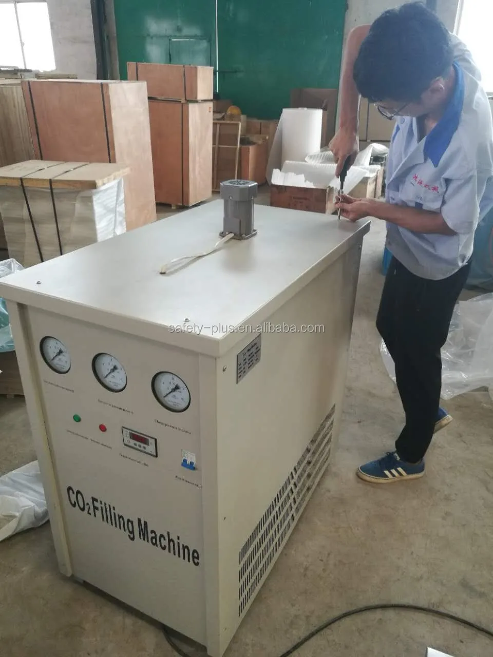 The Lowest Price Co2 Fire Extinguisher Refilling Machine - Buy Co2 Fire ...