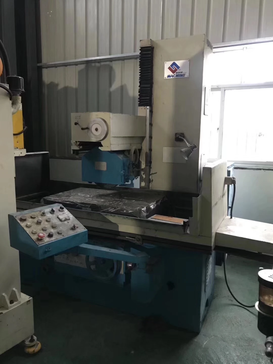 600*1000mm Magnetic Table Surface Grinding Machine - Buy Surface ...
