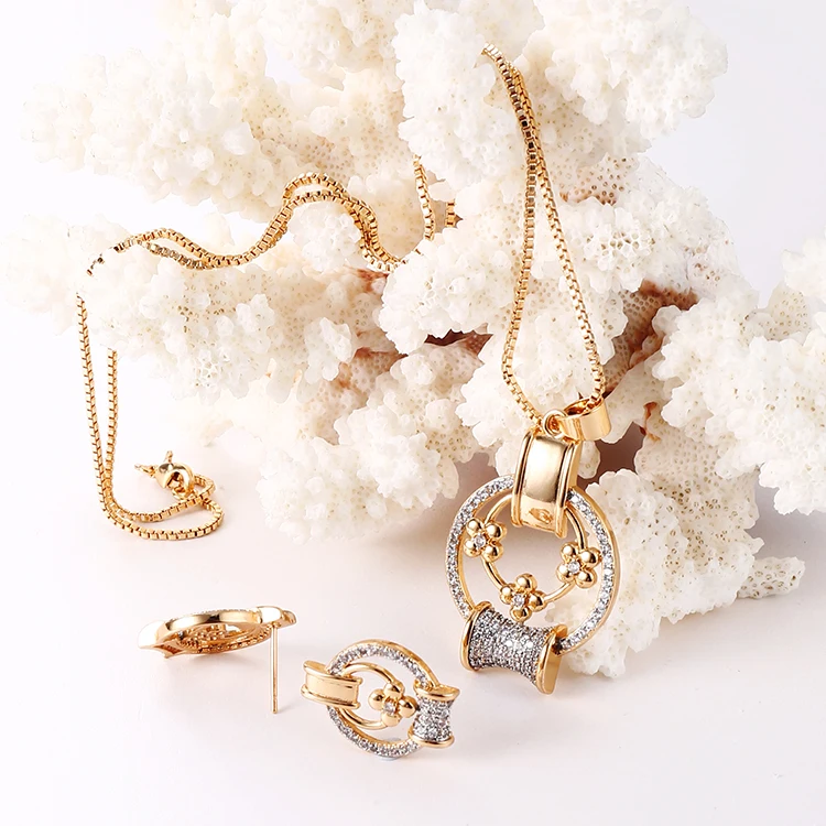 Shop Dubai Fashion Intimate Jewelry Women Gold Plated 18K