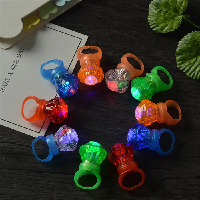 Plastic Diamond Shape Led Finger Ring Led Light Up Flashing Finger ...