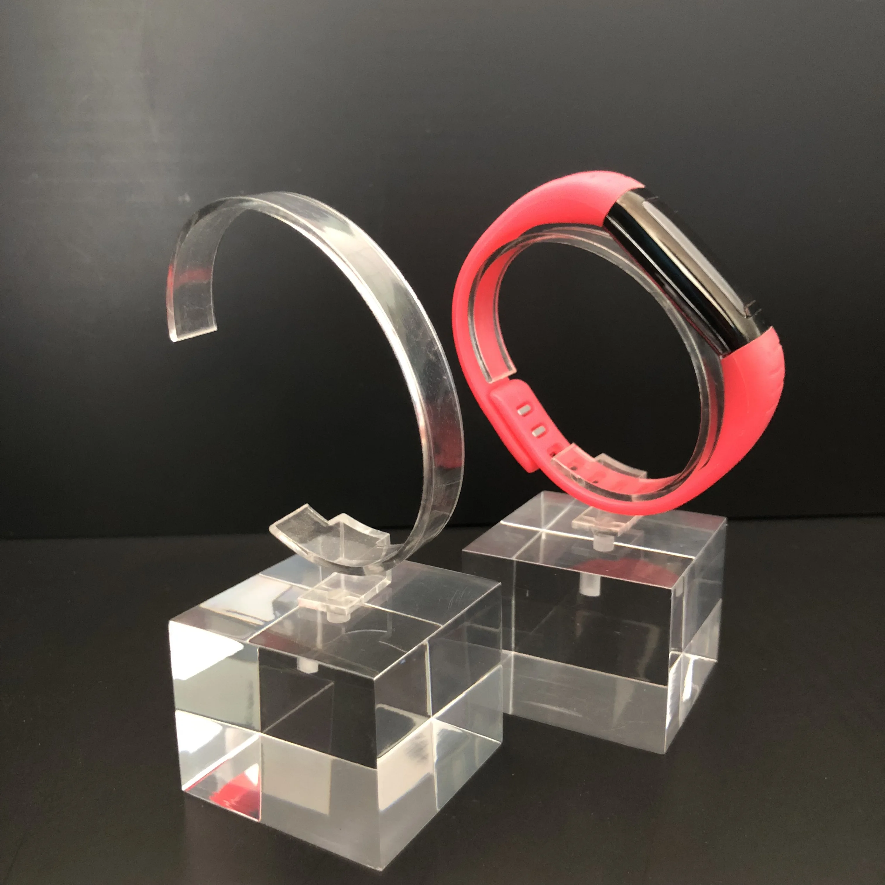 Different Shapes High Craft Acrylic Watch Block Display For Counter Top ...