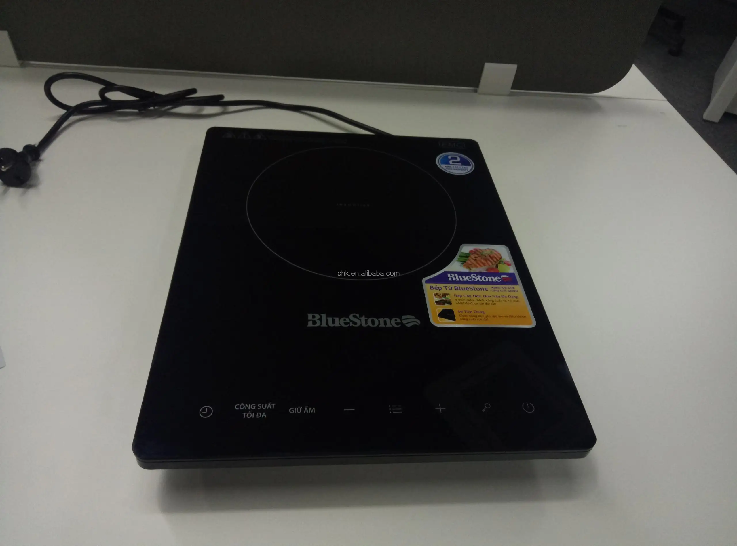CHK-C2112-EU Slim 220V Induction Cooker - 100W to 2000W Power