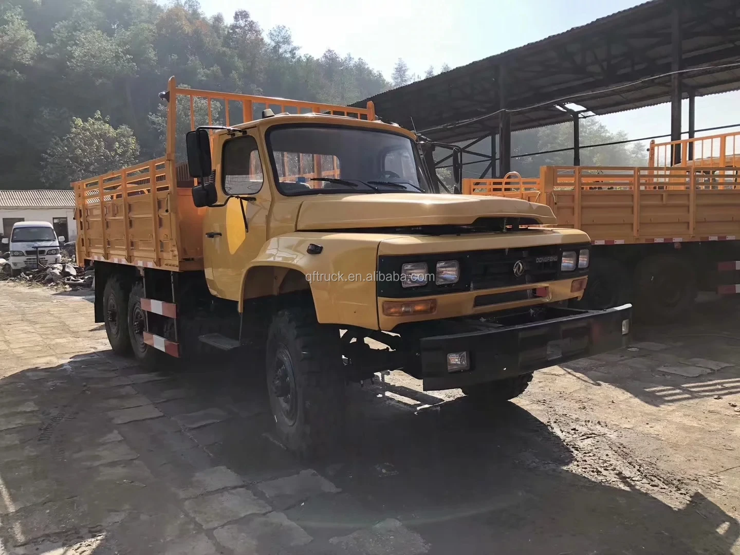 Dongfeng EQ2082 6x6 Off Road Long Cab Lorry Trucks for South America ...