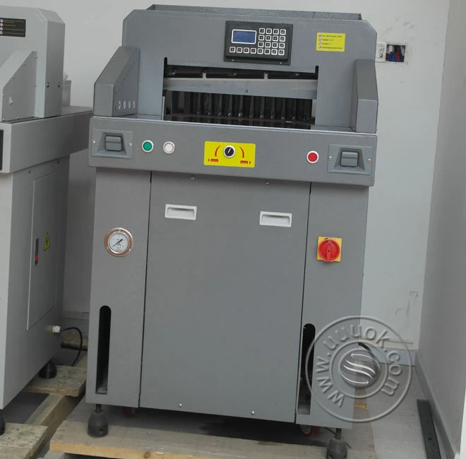 Heavy Duty Guillotine Paper Cutter - Precision & Efficiency