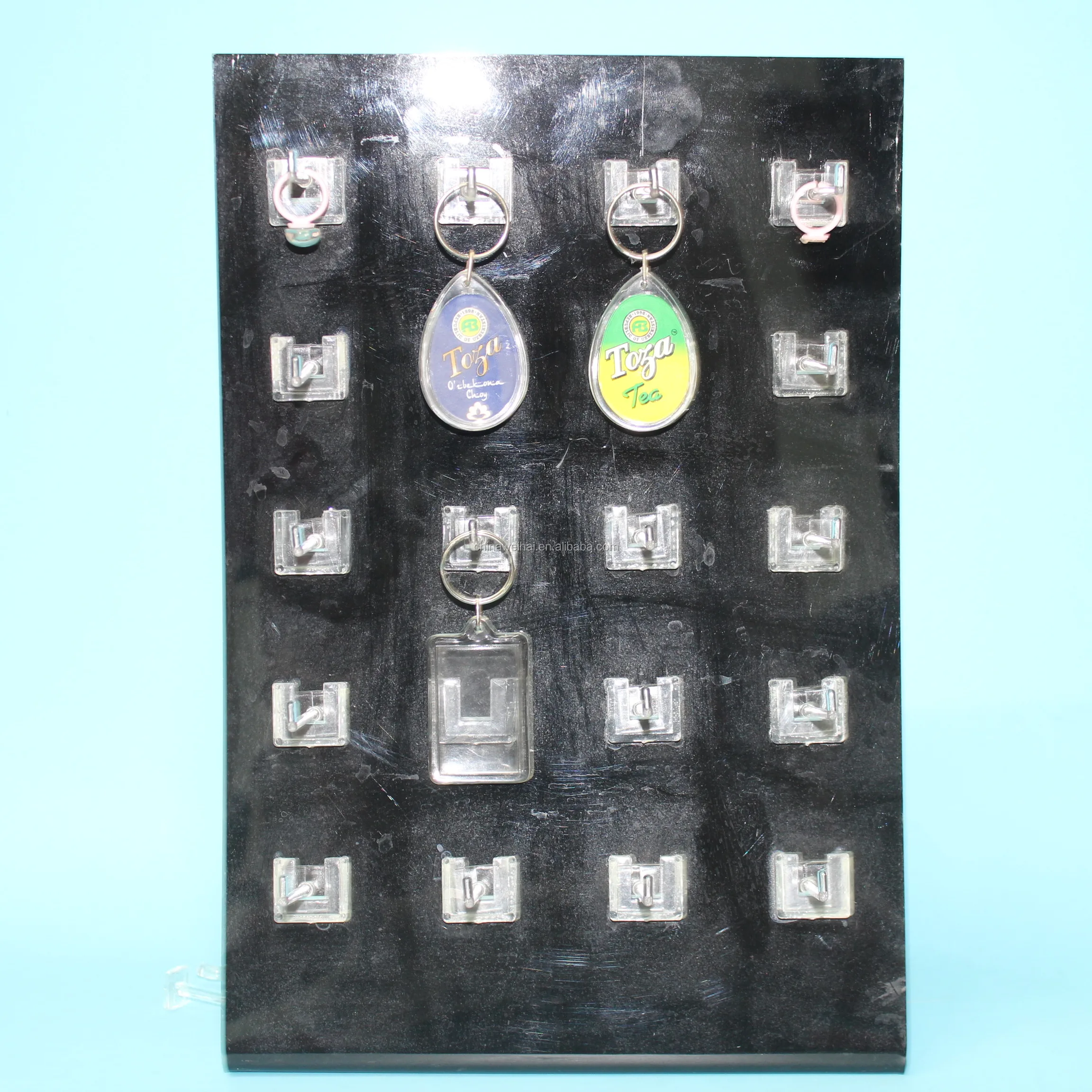 Acrylic Keychain Display Stands - Modern & Durable