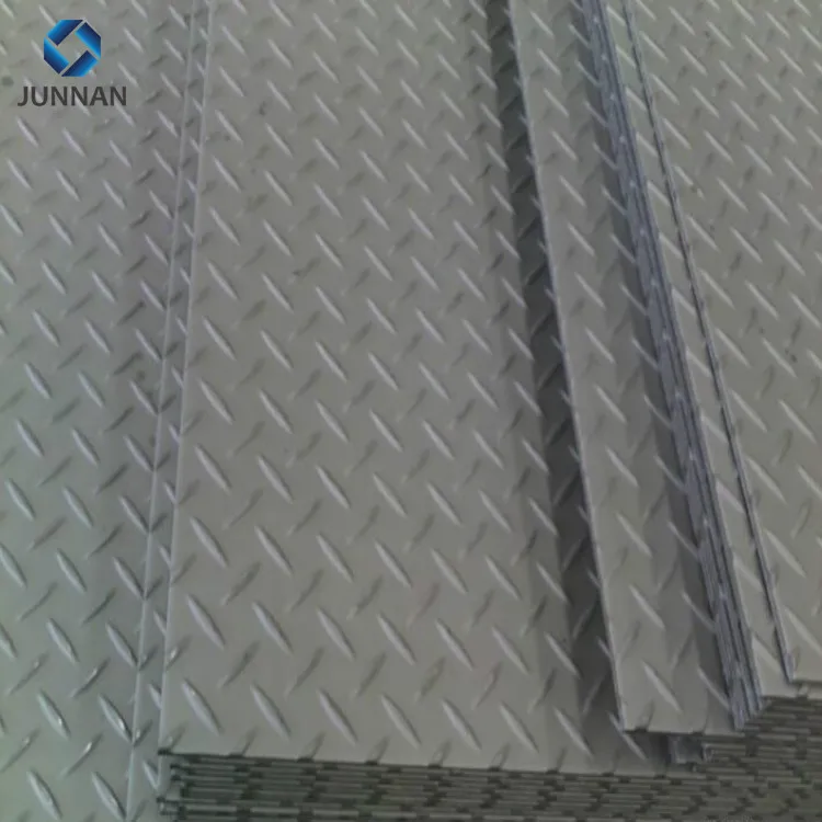 High-quality Checkered Plates for Various Industrial Uses