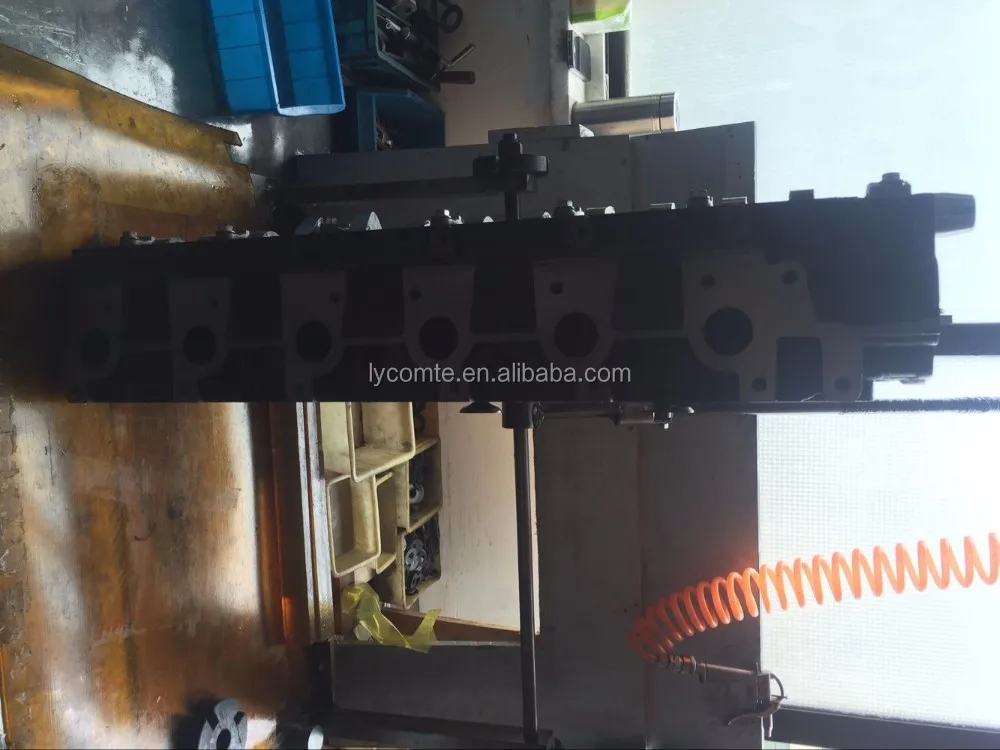 Toyota Land Cruiser 1HZ Diesel Engine Cylinder Head Assy OEM