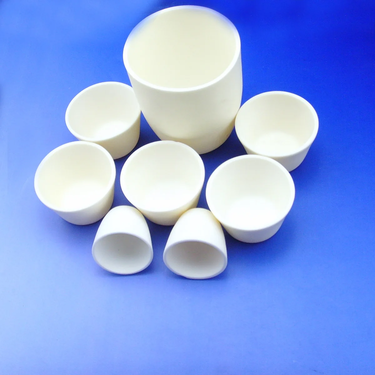 Melting Al2o3 Alumina Crucible Ceramics for Industrial Use