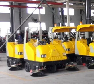 Used Street Sweeper: Mounted and Versatile for Urban Cleaning