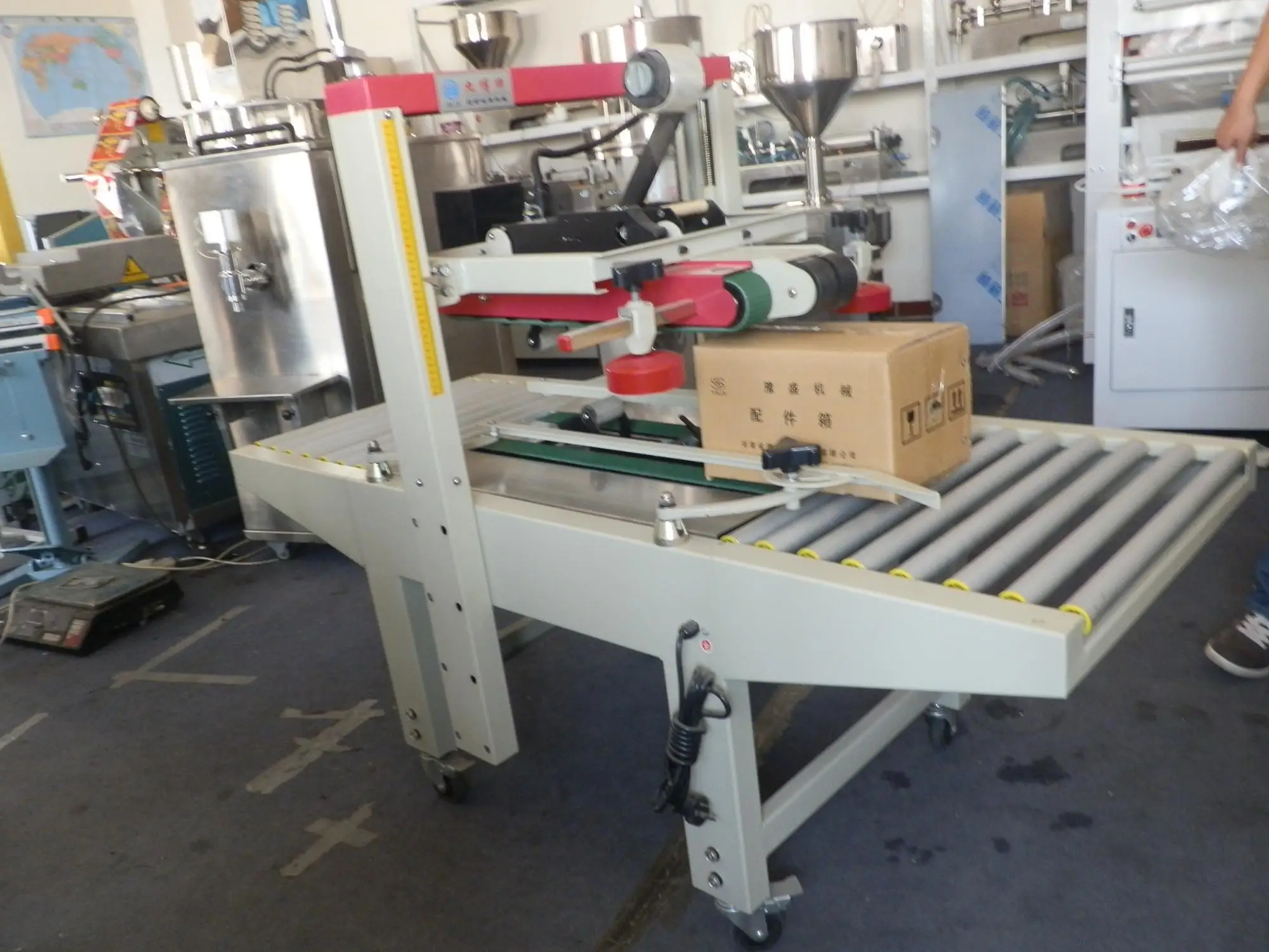 Semi Automatic Scotch Tape Carton Sealing Machine/up And Down Driven ...