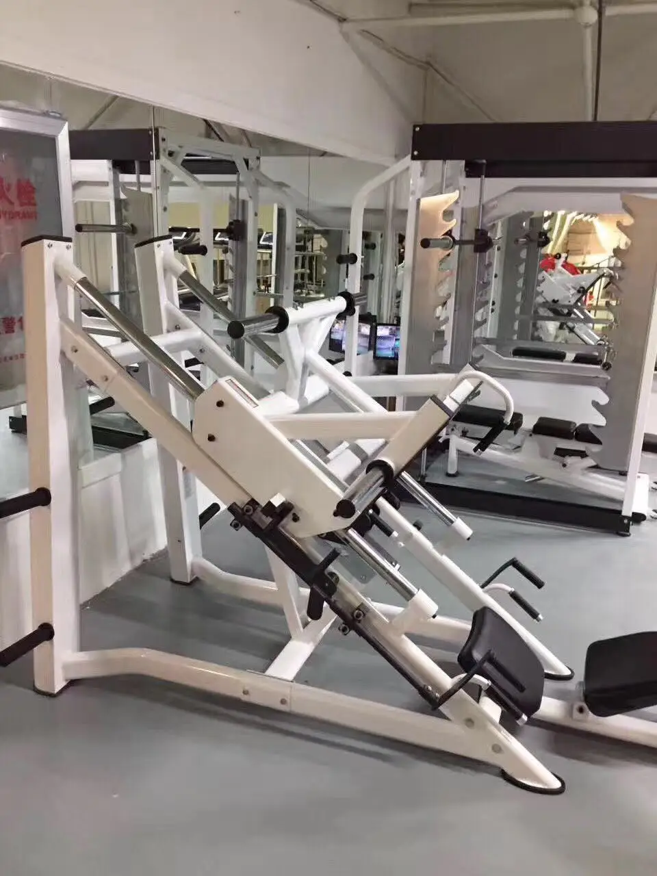 Hot Selling Slim Fitness Machine Gym Exercise Equipment Machine For Men ...