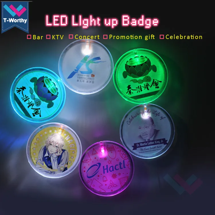 Free Sample 5cm Custom Design Round Flashing LED Badge