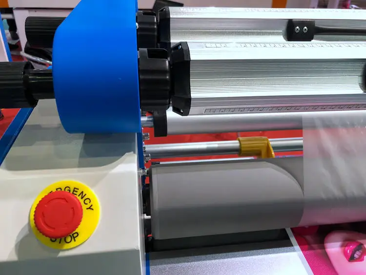 Hot Sale 5ft Hot And Cold Large Format Laminator 1.6m Paper Vinyl ...