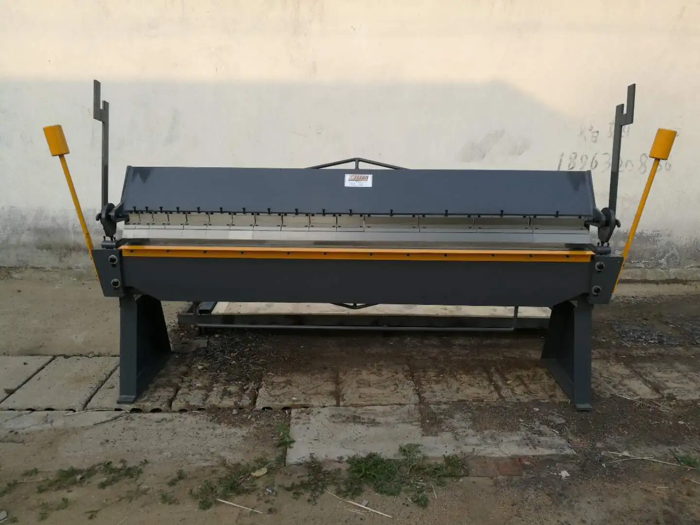 Hand Operated Box And Pan Manual Press Brake - Buy Manual Press Brake ...