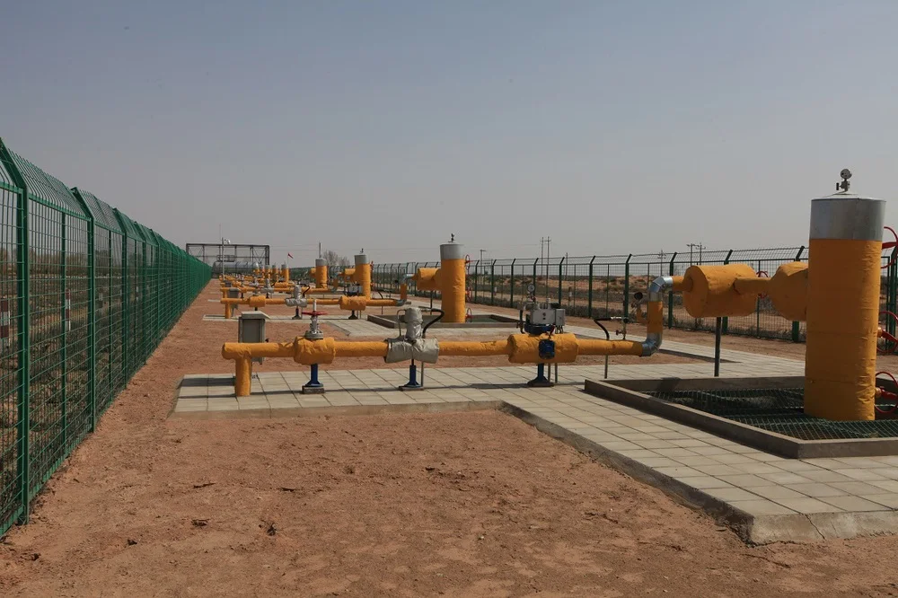 Oil And Gas Christmas Tree For Wellhead Production Equipment - Buy Oil ...