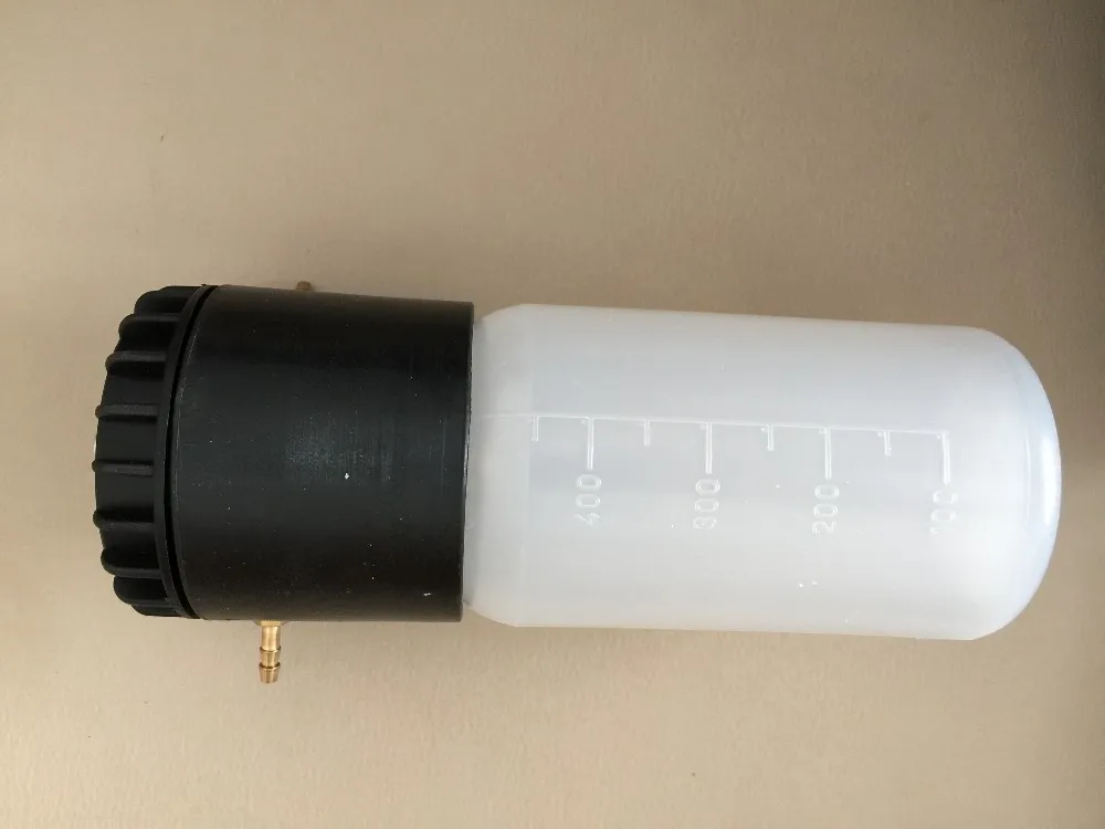 Vacuum Pump Milking Machine Lubricating Oil Can Oil Pot - Buy Milking ...