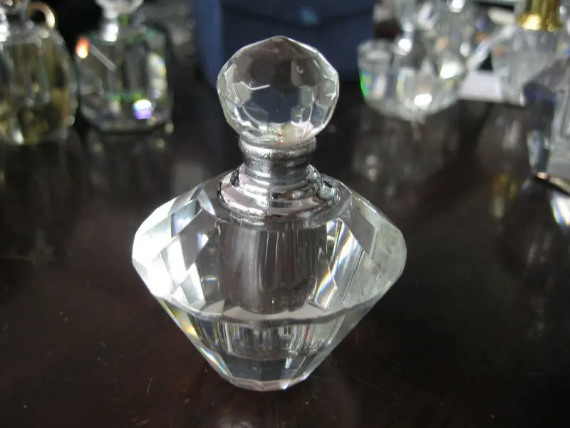 Glass Perfume Bottles Crystal Essential Oil Bottle - Buy Crystal ...