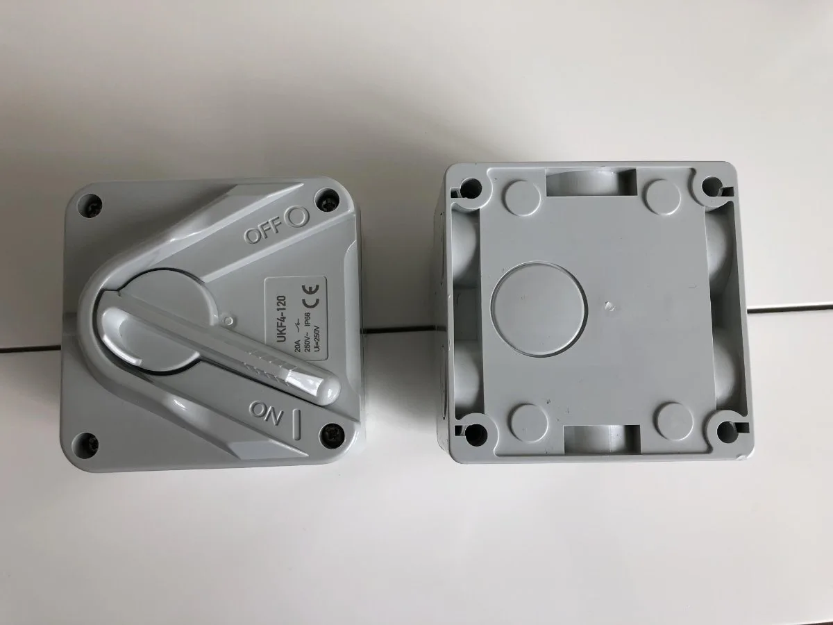 Clipsal Style Weatherproof 1 Pole 20A IP66 Isolator Switch