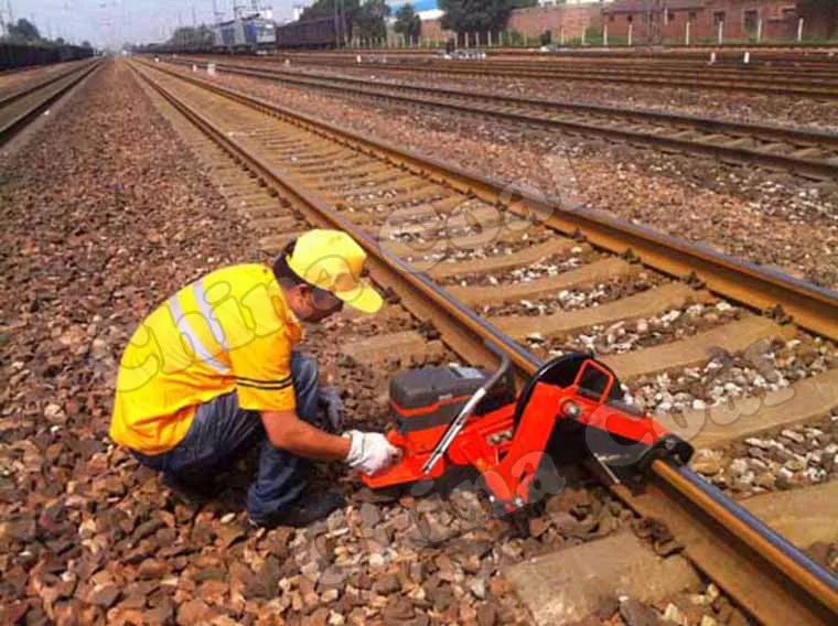 K1260 Portable Internal Combustion Rail Track Cutting Machine - Buy Rail Cutting Machine ...
