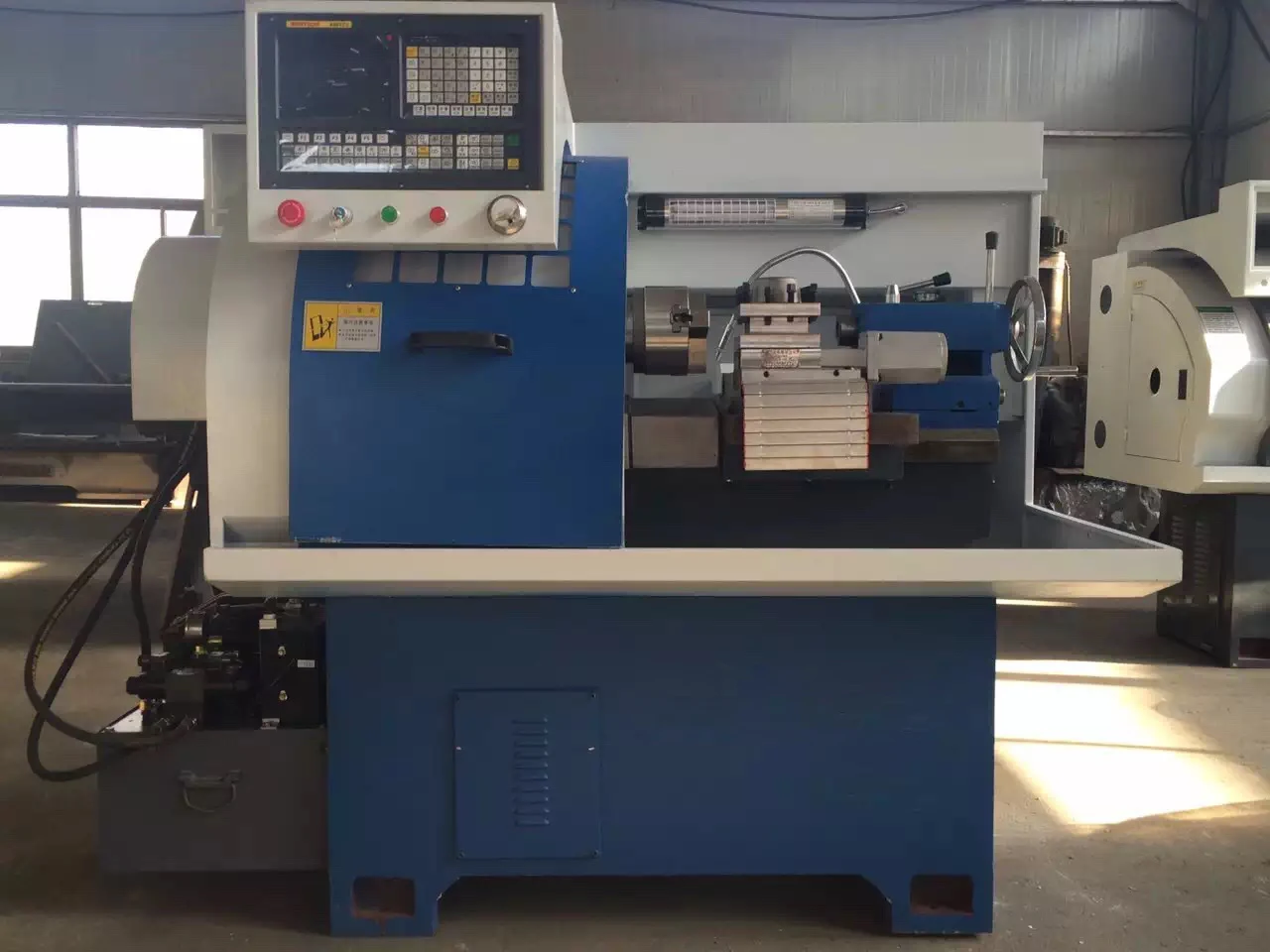 Precision CNC Hydraulic Chuck Lathe Programming Machine