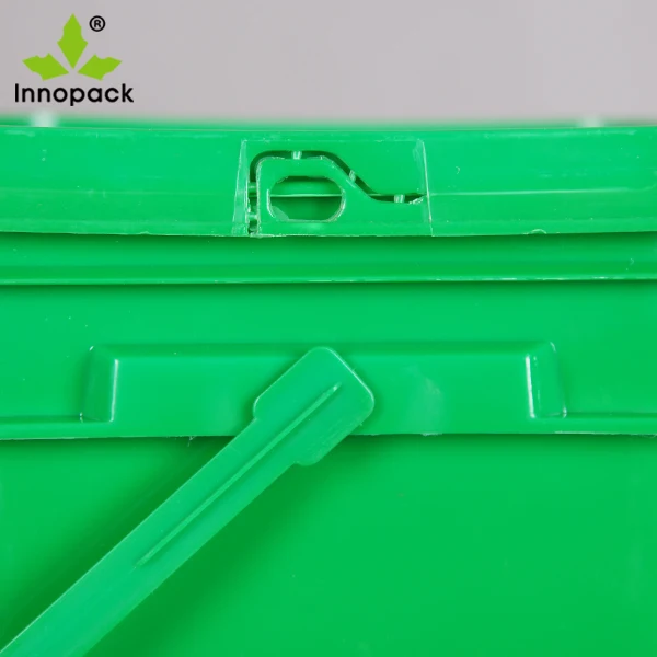 4l/4kg Square Bucket with Plastic Lid and Handle - Innopack