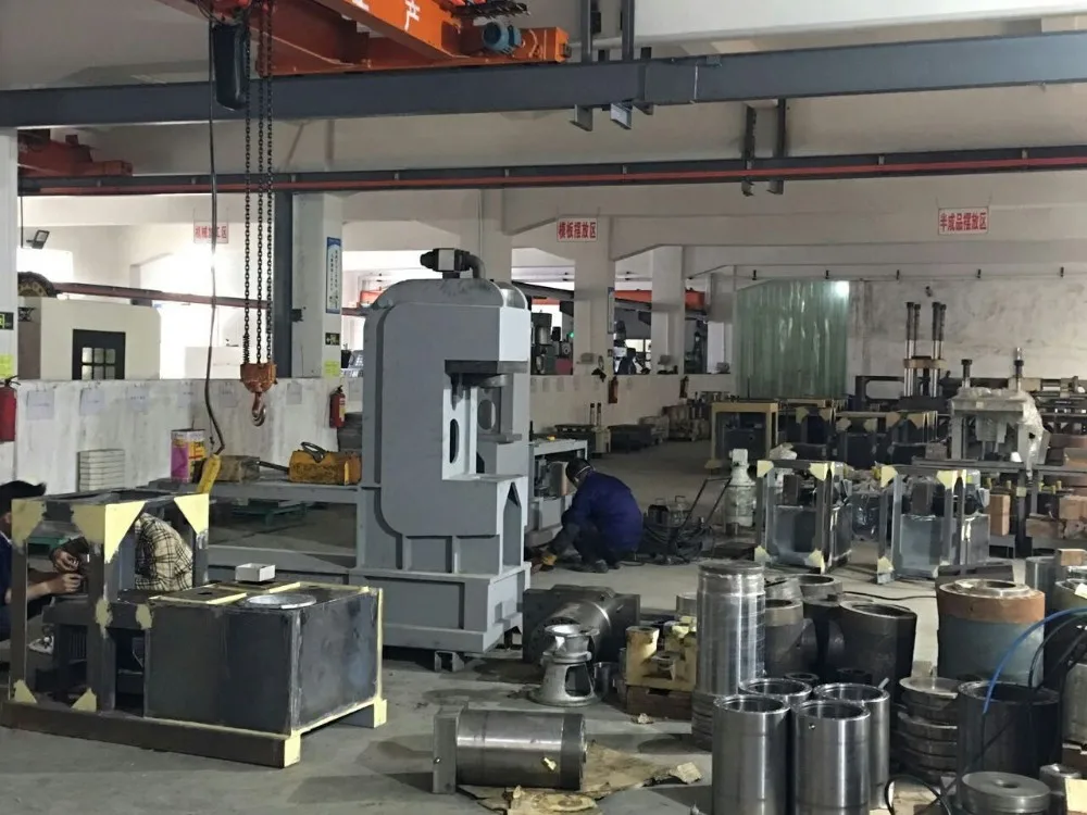 45T Fish Bait Plastic Injection Molding Machine - 1 Year Warranty