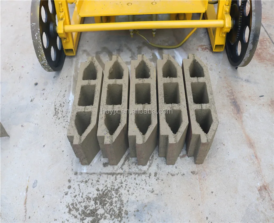 Portable Mobile Qmr4-45 Cheap Price Egg Laying Hollow Concrete Block ...