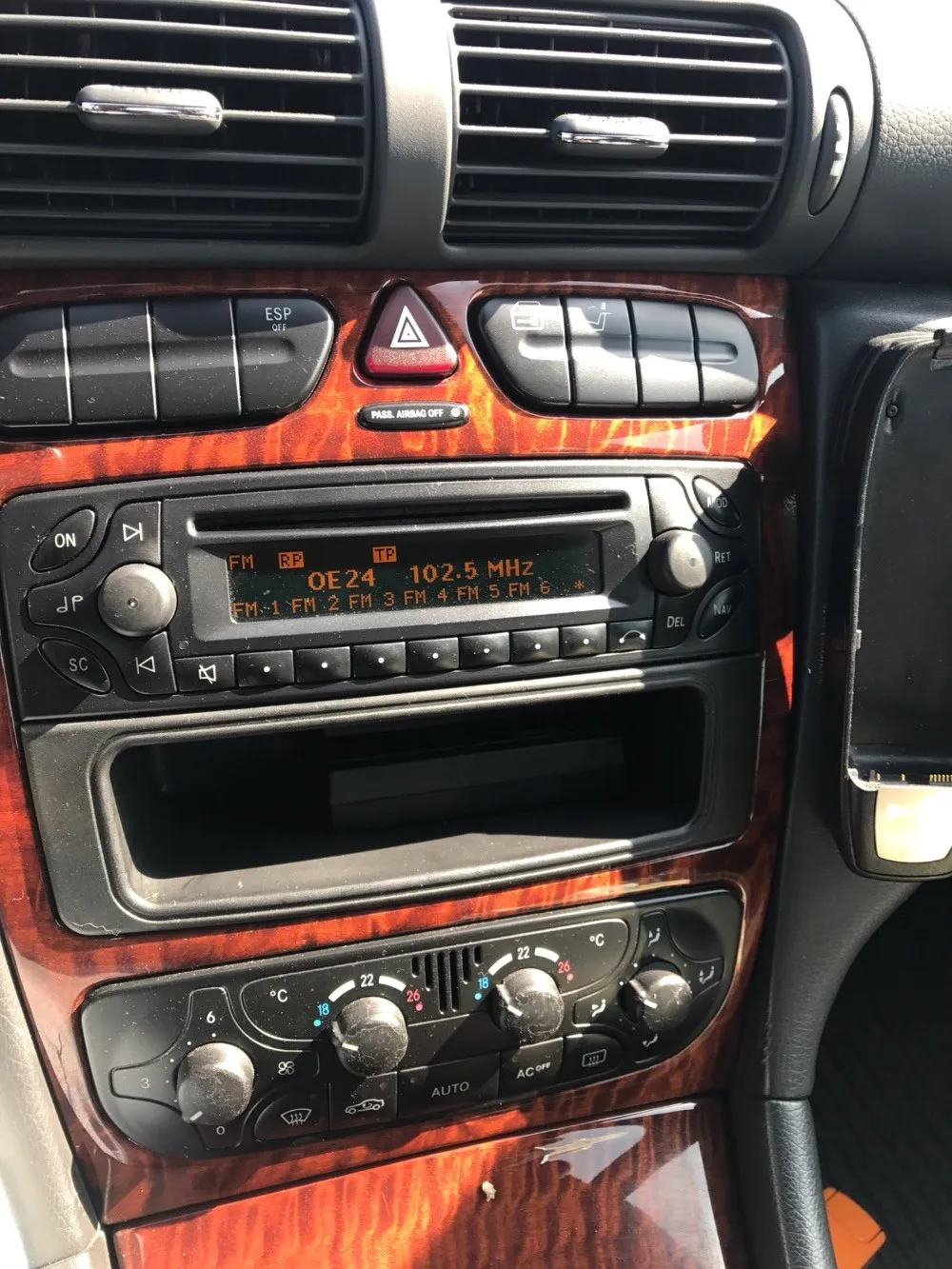 Android Car Gps For Mercedes Benz W209 W203 W168 Ml W163 W463 Viano ...