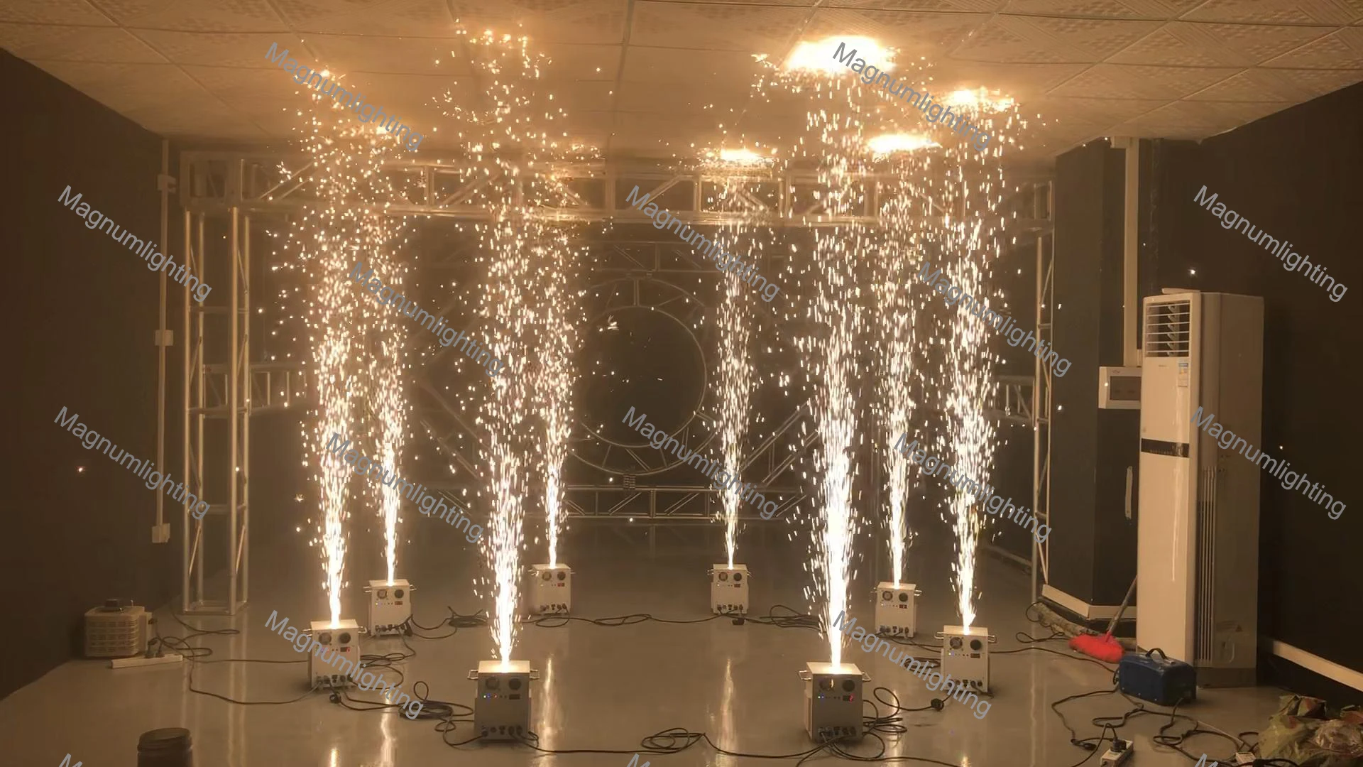 Fogos De Artifício Fonte Fria Interior Faísca Máquina De Efeitos ...