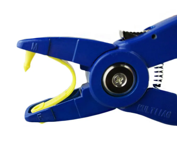 Livestock Animal Ear Tag Tool One-piece Cattle Cow Ear Tag Pliers Sheep ...