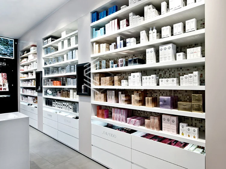 Elegant Perfume Shop Interior Design - Modern Display Stands
