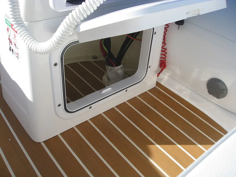 Streep Eenvoudig Installeren Zachte Laminaat Pvc Boot Decking - Buy ...